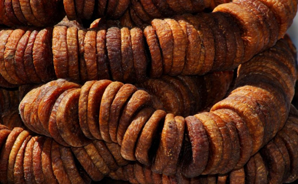 Calories in Anjeer: Discover the Astonishing Nutritional Benefits!